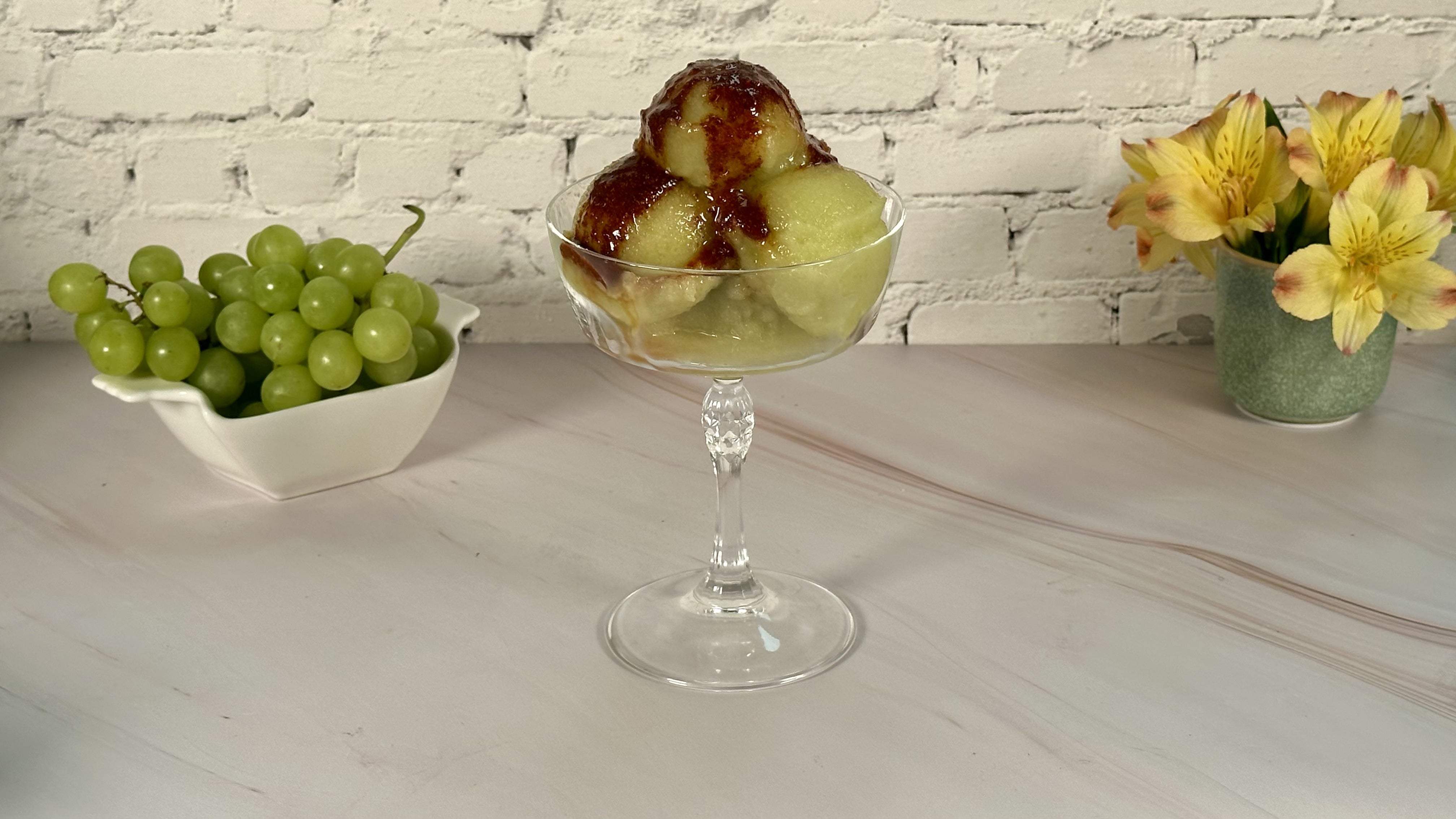 Nieve de Uva con Chamoy | Recetas Nestlé